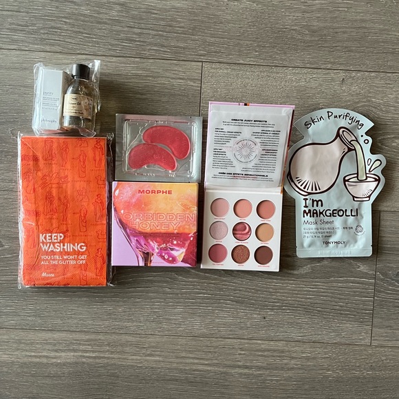 Morphe | Makeup | Nwt Morphe Forbidden Honey Palette Facebody Care ...